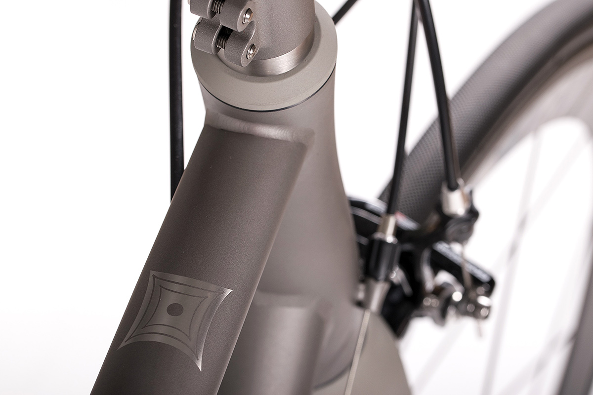 Two-wheeled Titan: VELOCiPEDO GenTLeman | The Spoken