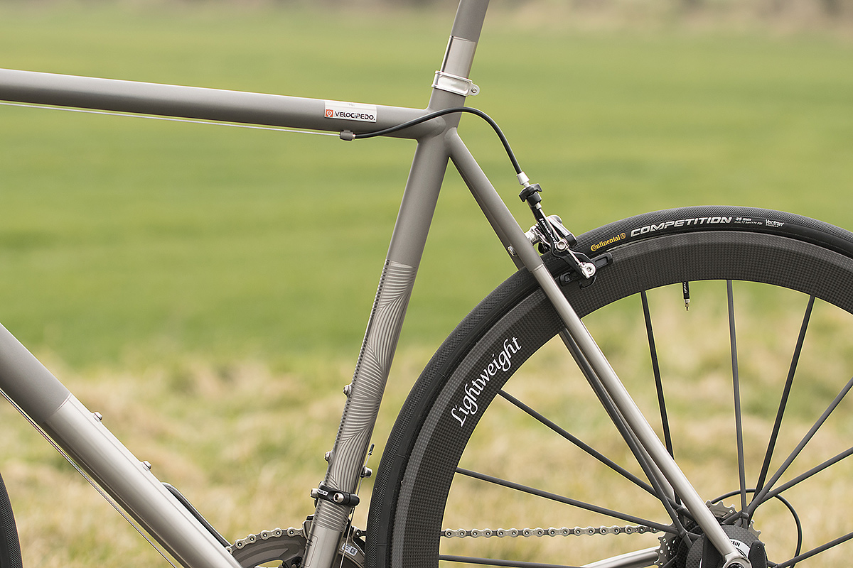 Two-wheeled Titan: VELOCiPEDO GenTLeman | The Spoken