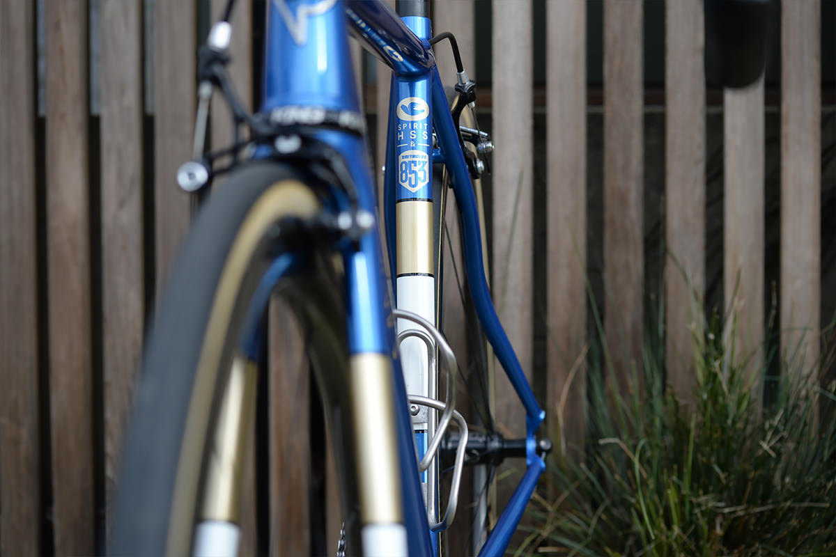 Blue Brains: Prova Cycles Razzo Road | The Spoken